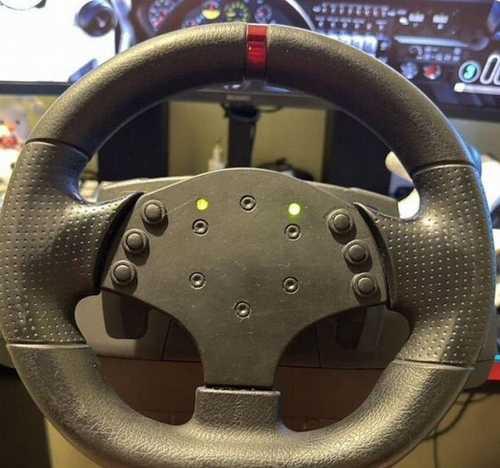 Игровой руль logitech momo racing 900