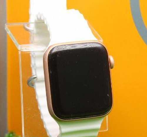 Умные часы Apple Watch Series 5 44mm Aluminum Case