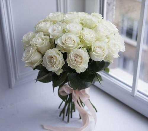 Цветы Доставка Розы белые 25 шт Элитные