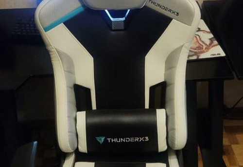 ThunderX3 TC3 Arctic White геймерское кресло