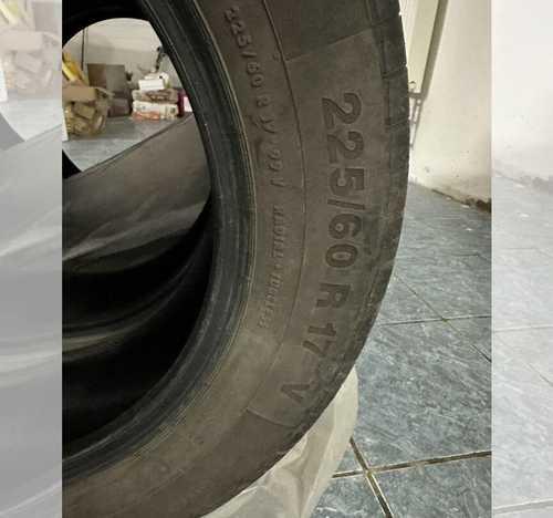 Continental ContiPremiumContact 5 225/60 R17