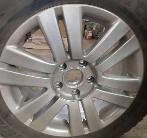 Bridgestone Ice Cruiser 7000 205/60 R16