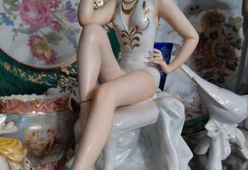 Статуэтка Девушка в купальнике, Unterweissbach гдр