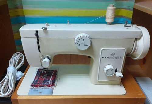 Машинка швейная - Чайка 132М