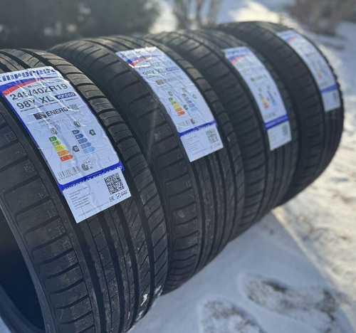 Kinforest KF-550 225/45 R18 99W