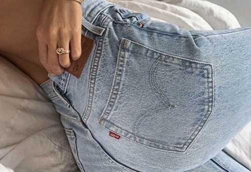 Джинсы levis