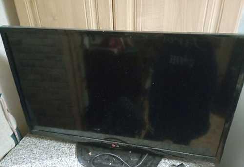 Телевизор LG 32LB530U-ZA Битый