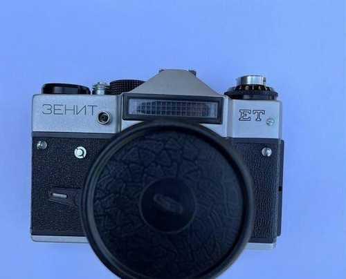 Фотоаппарат Зенит ет с объективом Helios 44-2