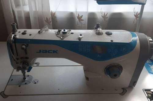 Швейная машинка jack A4 и оверлок jack E3