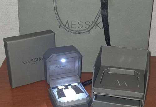 Упаковка Messika под серьги с LED лампой