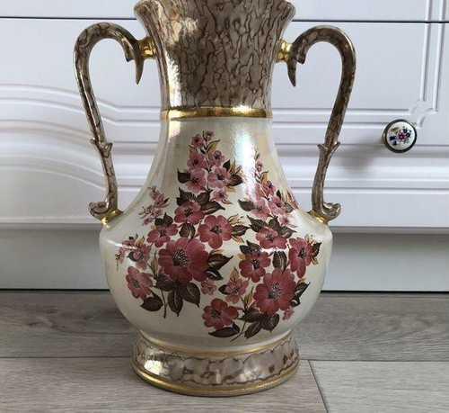 Винтажная фарфоровая ваза