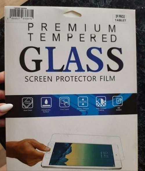 Защитное стекло на iPad