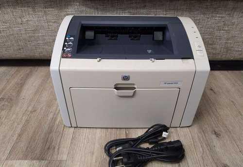Принтер лазерный черно белый HP 1022