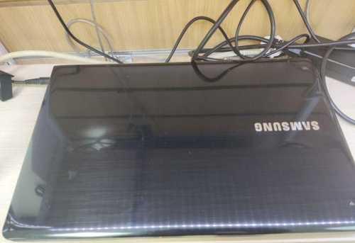 Ноутбук Samsung 300 E