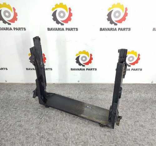 Корпус кассеты радиаторов Bmw X5 E70 3.0 N52 2007