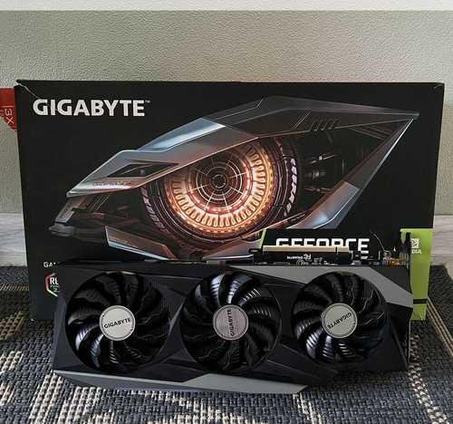 Видеокарта RTX 3080 gigabyte gaming OC (LHR) 10GB