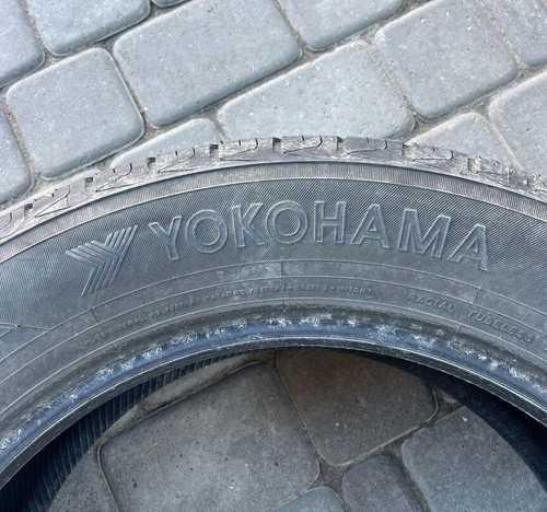 Yokohama Advan A83 (A83A) 225/55 R17 95V