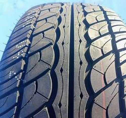 Bridgestone Dueler H/T 843 215/60 R17