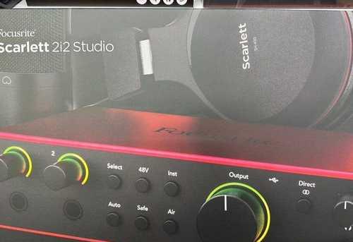 Комплект focusrite scarlett 2i2 4th gen