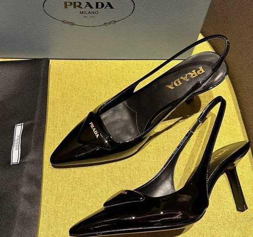 Туфли женские Prada