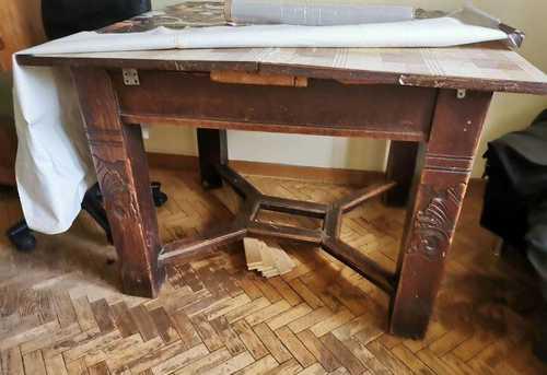 Антикварный стол под реставрацию