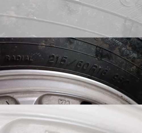 Yokohama Ice Guard IG30 215/60 R16
