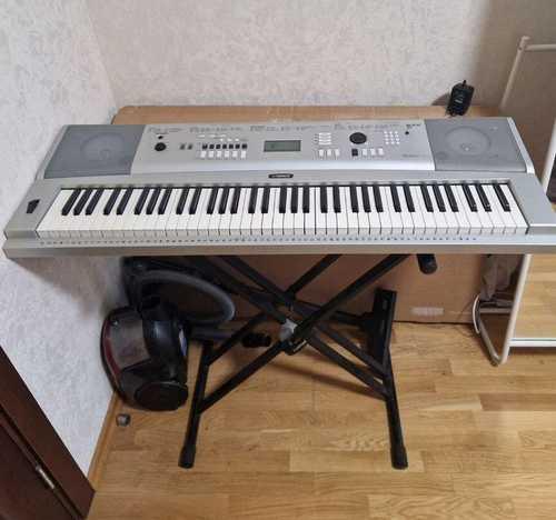 Синтезатор Yamaha DGX-230