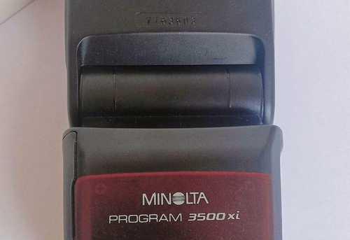 Вспышка камеры minolta