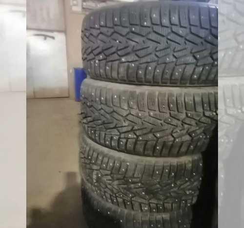 Nokian Tyres Hakkapeliitta 7 245/50 R18 100N