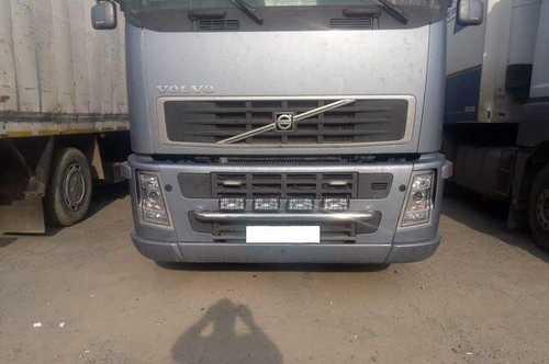 Передний держатель фар 53 мм Volvo FH12 13