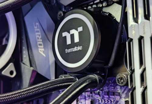 Водяное охлаждение Thermaltake Floe Riing RGB