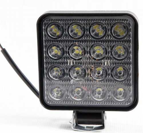 Фара 12-24v 48w 16 LED (80*80*25) квадрат, напр