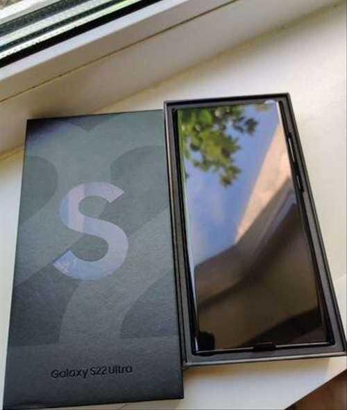Samsung Galaxy S22 Ultra 12/256 New