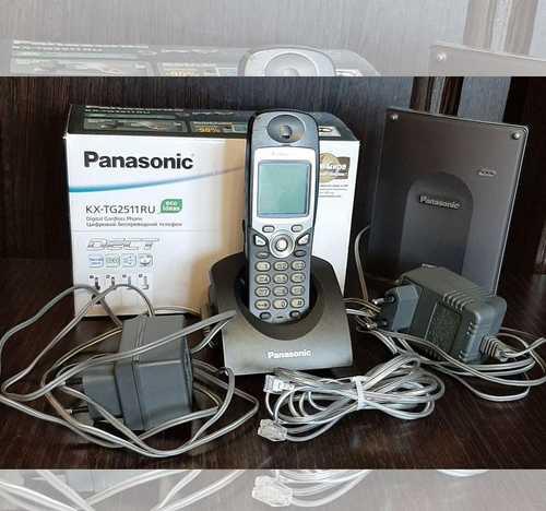 Цифровой беспроводной телефон Panasonic KX-TG2511