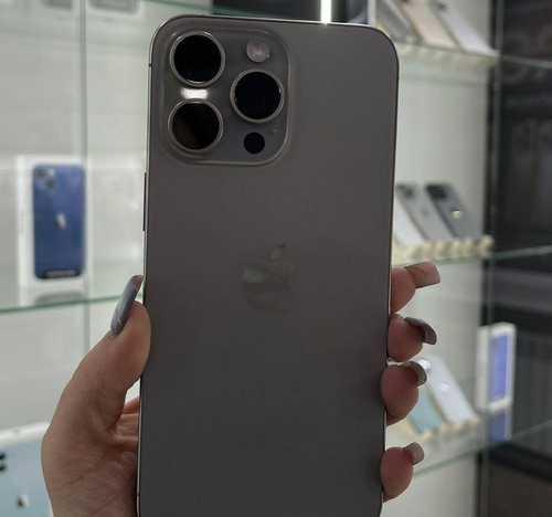 iPhone 15 Pro Max, 256 ГБ