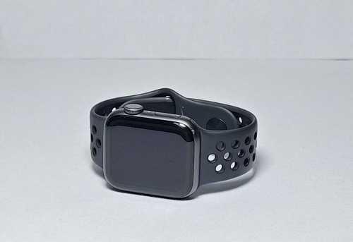 Apple watch series 4 40mm Nike