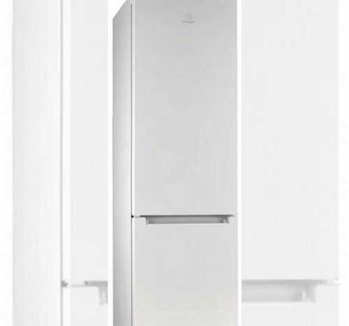 Холодильник Indesit DS 320 W