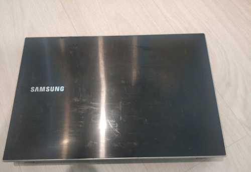 Ноутбук i5-2410/4GB/GT520MX 1Gb/HDD 600 Gb