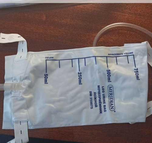 Мочеприемник ножной 750мл, прикроватный 2000