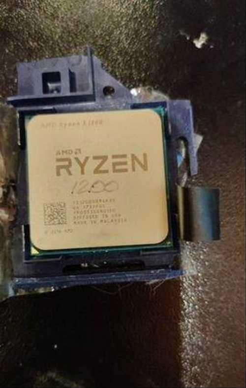 Процесор AMD ryzen 3 1200