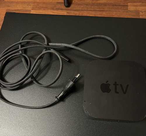 Приставка для телевизора apple TV