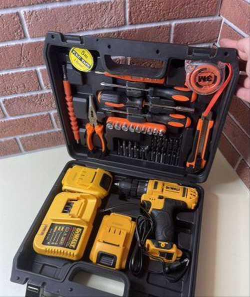 Шуруповерт dewalt 18v