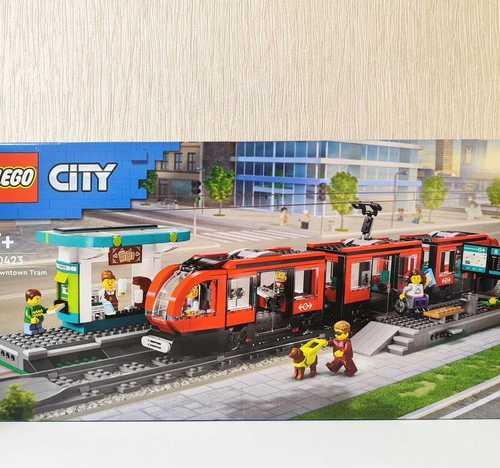 Lego City 60423 Трамвай и остановка