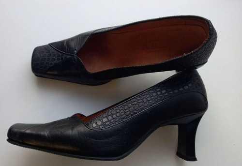 Туфли женские кожаные 33 размер