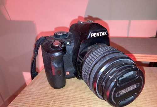 Продам зеркалку Pentax k-r