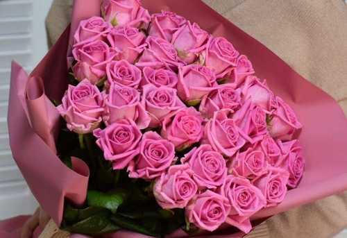 Розы (80 см) розовые Эквадор 29 шт