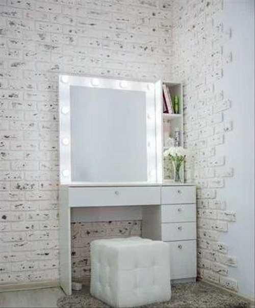 Гримёрный / Туалетный стол / Зеркало с лампочками