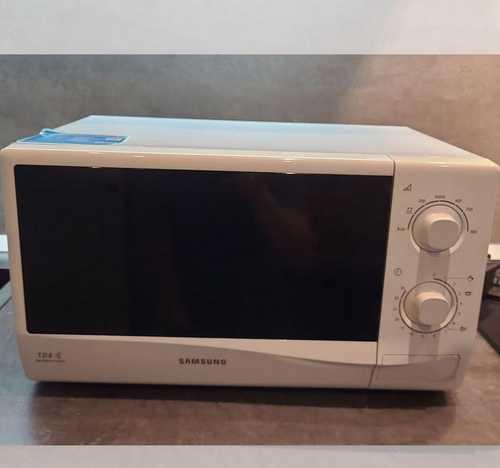 Микроволновая печь samsung me81krw