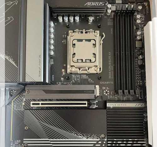 Gigabyte B650 aorus elite AX на гарантии