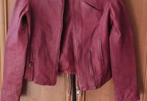 Куртка кожаная женская р.40-42